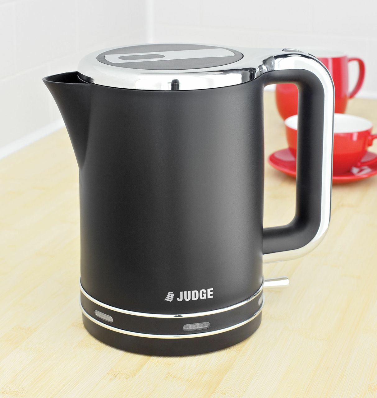 Judge – Cordless Kettle Black | Marshall and Pearson